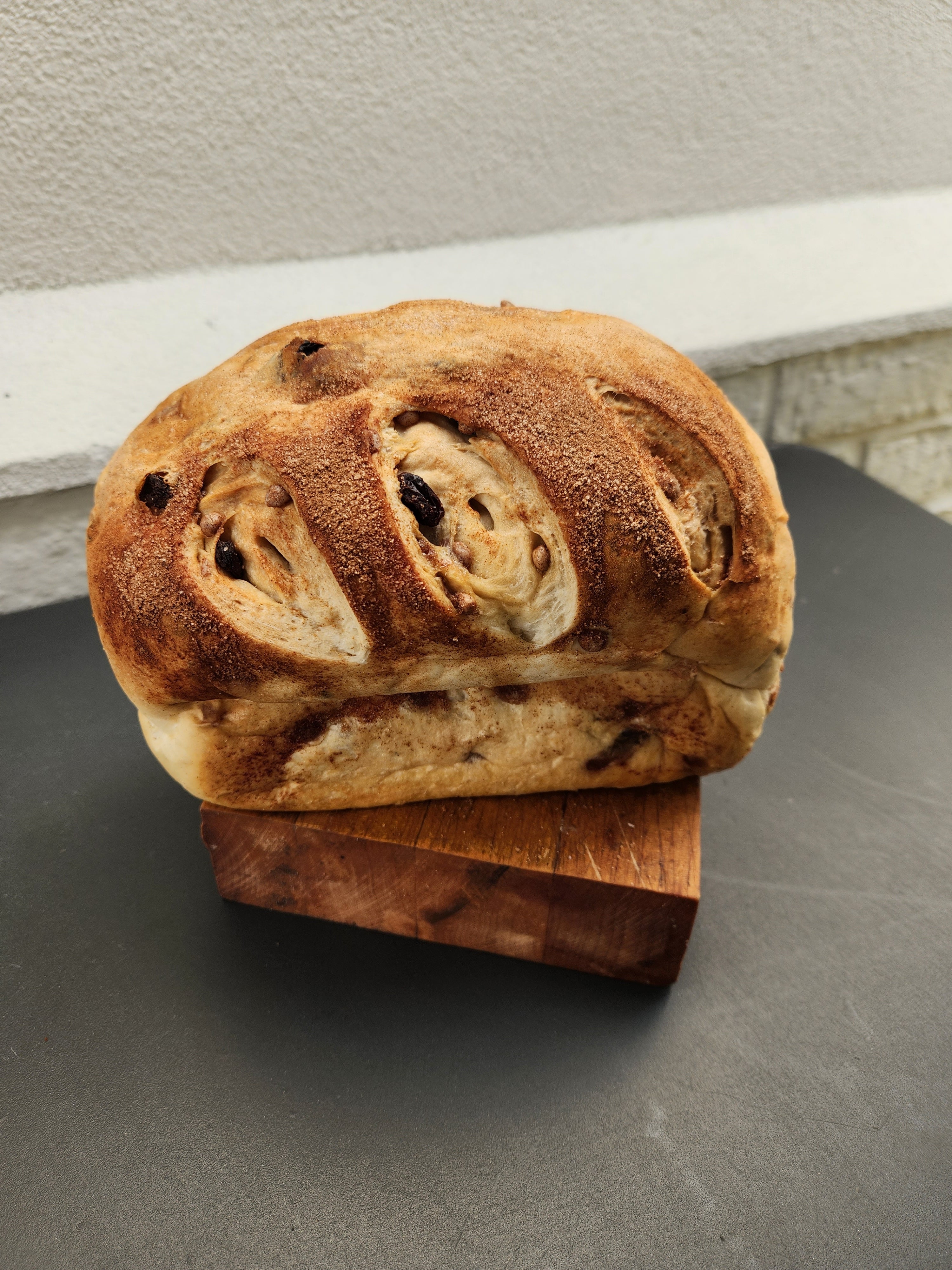 cinnamon harvest bread